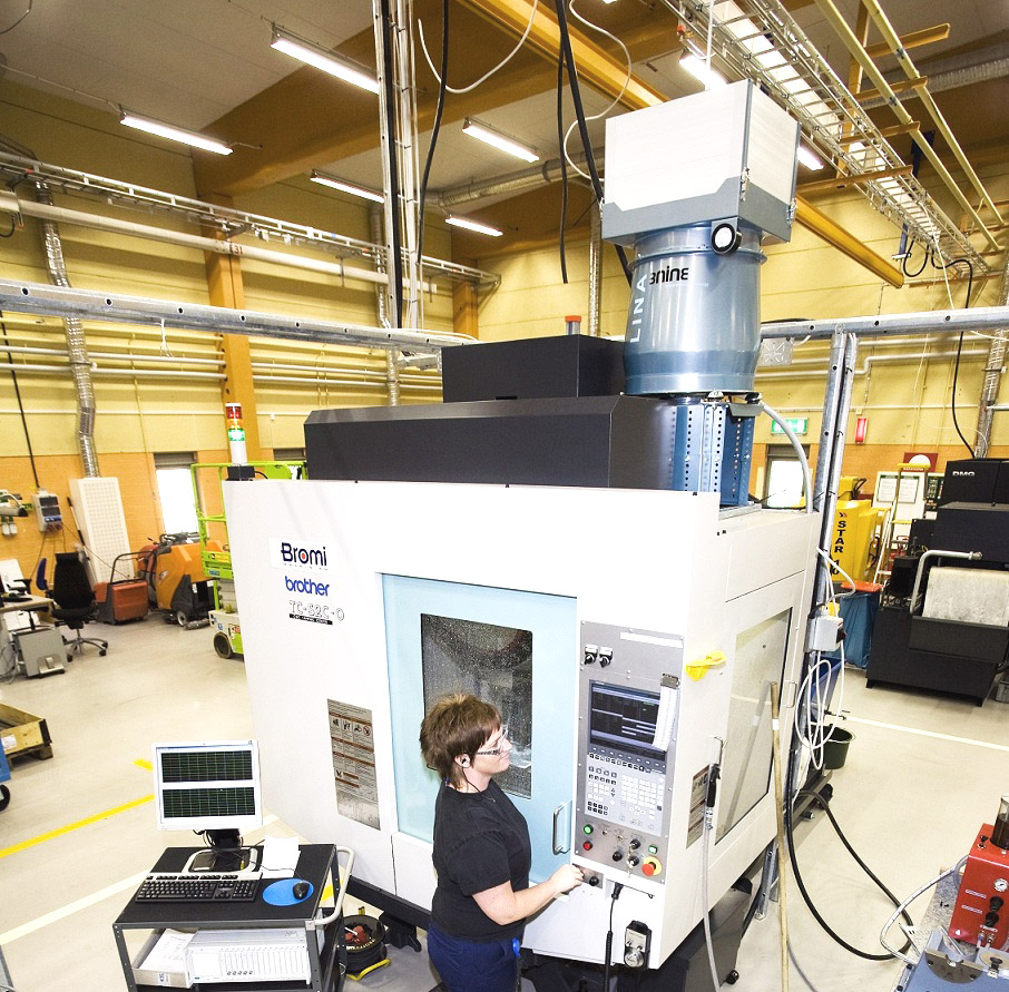 The oil mist eliminator Lina 500 installed on a Brother TC-S2C-0 ...